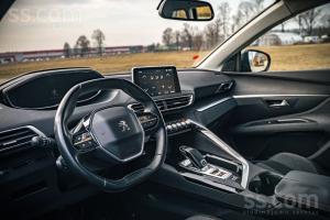 Grey Peugeot 5008 2018 in Riga, with an engine capacity of 1.50 L and mileage of 122 thousand km for 14990 €, photo 12 on AUTOMOTO.COM.LV