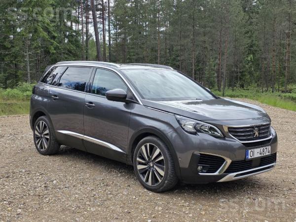 Grey Peugeot 5008 2018 in Gulbene, with an engine capacity of 1.20 L and mileage of 230 thousand km for 9550 €, photo 7 on AUTOMOTO.COM.LV