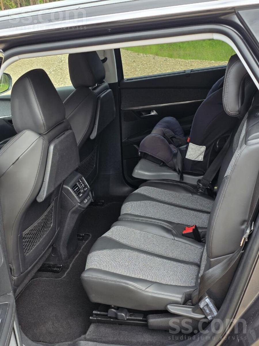 Pelēks Peugeot 5008 2018 Gulbene, ar dzinēja tilpumu 1.20 L un nobraukumu 230 tūkst. km par 9550 €, foto 11 vietnē AUTOMOTO.COM.LV