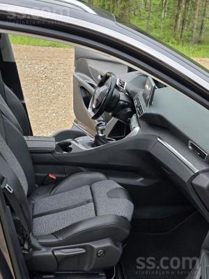 Pelēks Peugeot 5008 2018 Gulbene, ar dzinēja tilpumu 1.20 L un nobraukumu 230 tūkst. km par 9550 €, foto 13 vietnē AUTOMOTO.COM.LV