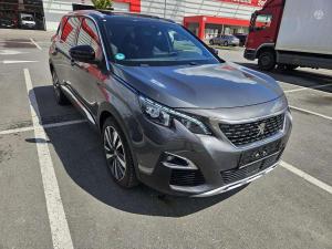 Pelēks Peugeot 5008 2018 Kauņa, ar dzinēja tilpumu 1.20 L un nobraukumu 244 tūkst. km par 8999 €, foto  vietnē AUTOMOTO.COM.LV