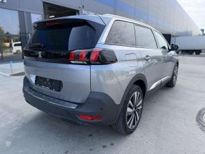 Pelēks Peugeot 5008 2020 Panevēža, ar dzinēja tilpumu 1.50 L un nobraukumu 199 tūkst. km par 11850 €, foto 9 vietnē AUTOMOTO.COM.LV