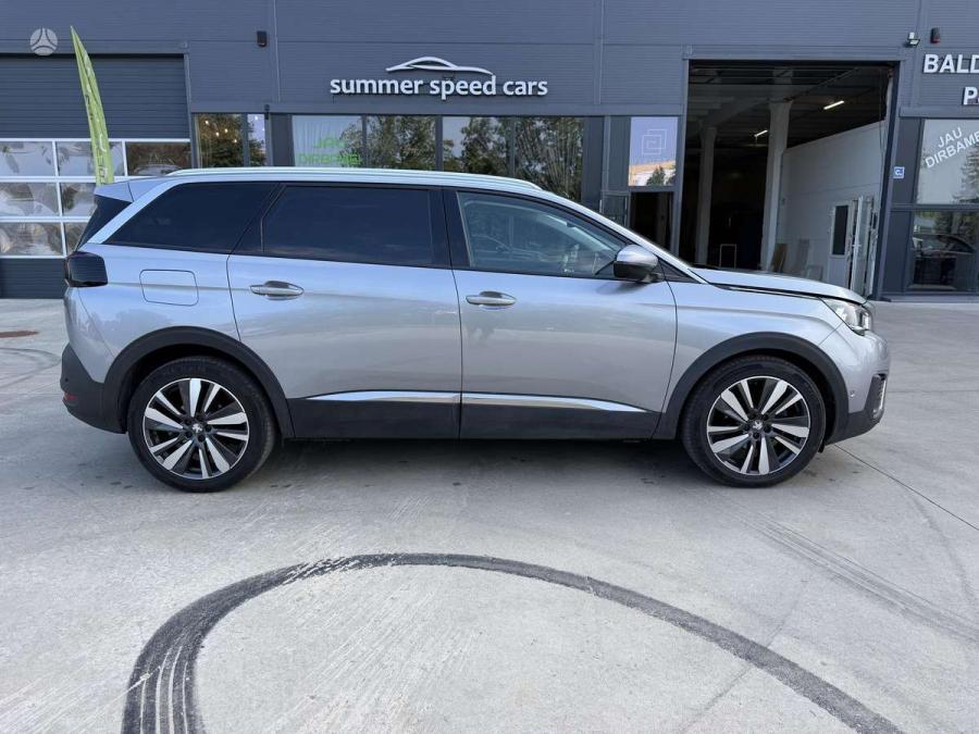 Pelēks Peugeot 5008 2020 Panevēža, ar dzinēja tilpumu 1.50 L un nobraukumu 199 tūkst. km par 11850 €, foto 12 vietnē AUTOMOTO.COM.LV