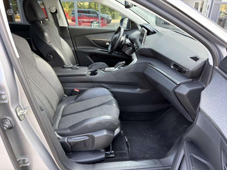 Pelēks Peugeot 5008 2020 Panevēža, ar dzinēja tilpumu 1.50 L un nobraukumu 199 tūkst. km par 11850 €, foto 21 vietnē AUTOMOTO.COM.LV