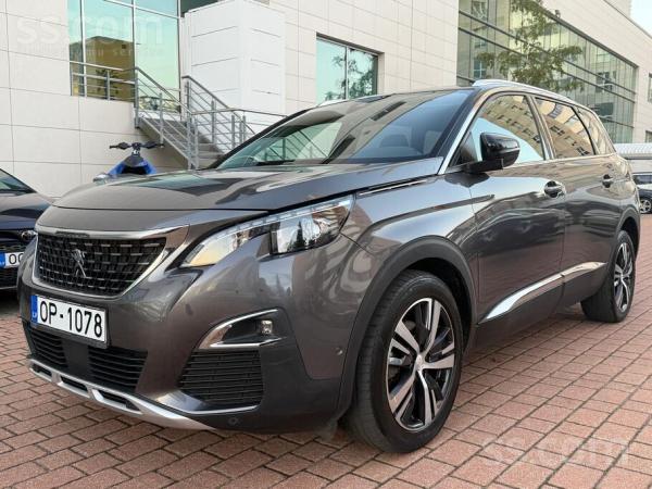 Peugeot 5008 2020 in Riga on AUTOMOTO.COM.LV Grey Peugeot 5008 2020 in Riga, with an engine capacity of 1.50 L and mileage of 0 thousand km for 15000 €, photo 3 on AUTOMOTO.COM.LV