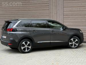 Grey Peugeot 5008 2020 in Jelgava, with an engine capacity of 1.50 L and mileage of 214 thousand km for 15990 €, photo 12 on AUTOMOTO.COM.LV