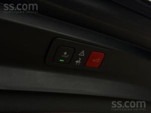Grey Peugeot 5008 2020 in Jelgava, with an engine capacity of 1.50 L and mileage of 214 thousand km for 15990 €, photo 17 on AUTOMOTO.COM.LV