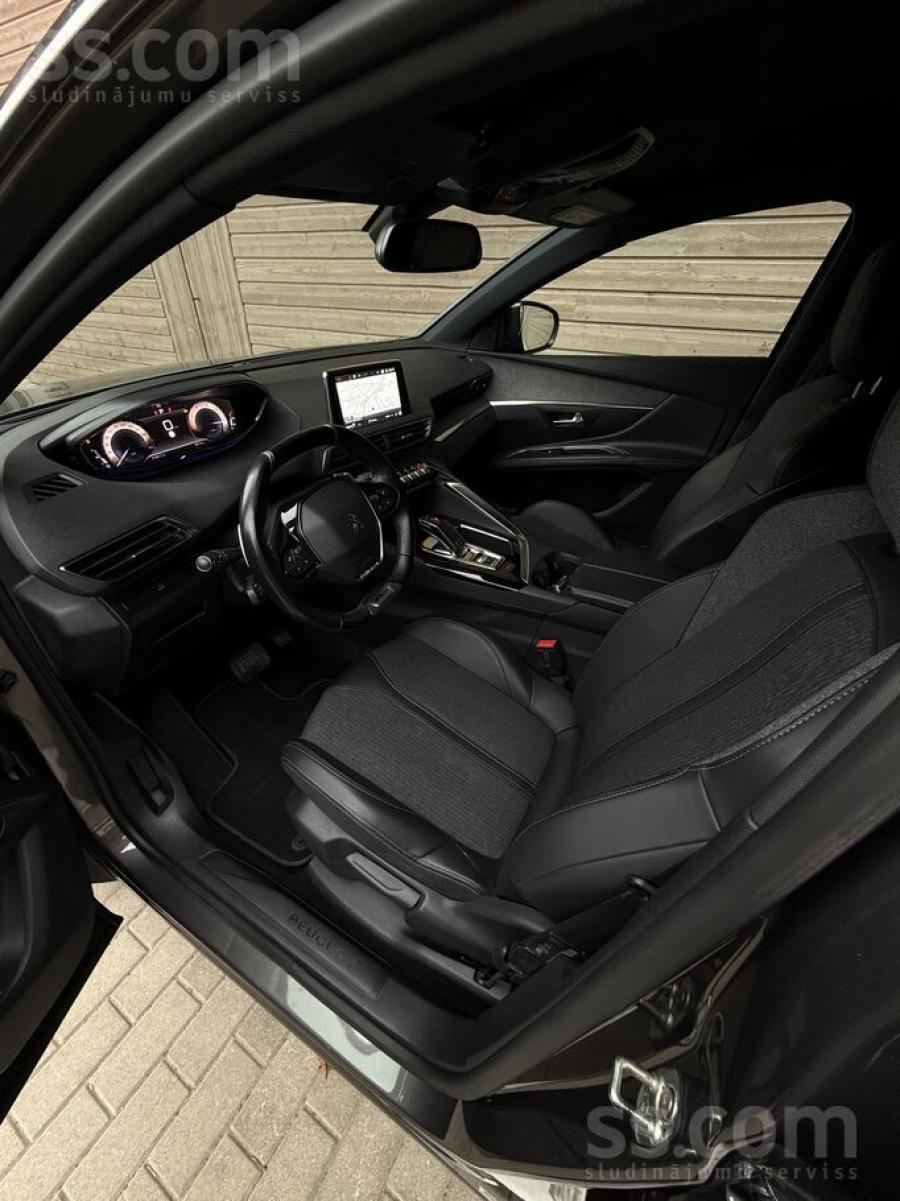 Grey Peugeot 5008 2020 in Jelgava, with an engine capacity of 1.50 L and mileage of 214 thousand km for 15990 €, photo 18 on AUTOMOTO.COM.LV