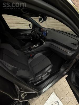 Grey Peugeot 5008 2020 in Jelgava, with an engine capacity of 1.50 L and mileage of 214 thousand km for 15990 €, photo 20 on AUTOMOTO.COM.LV