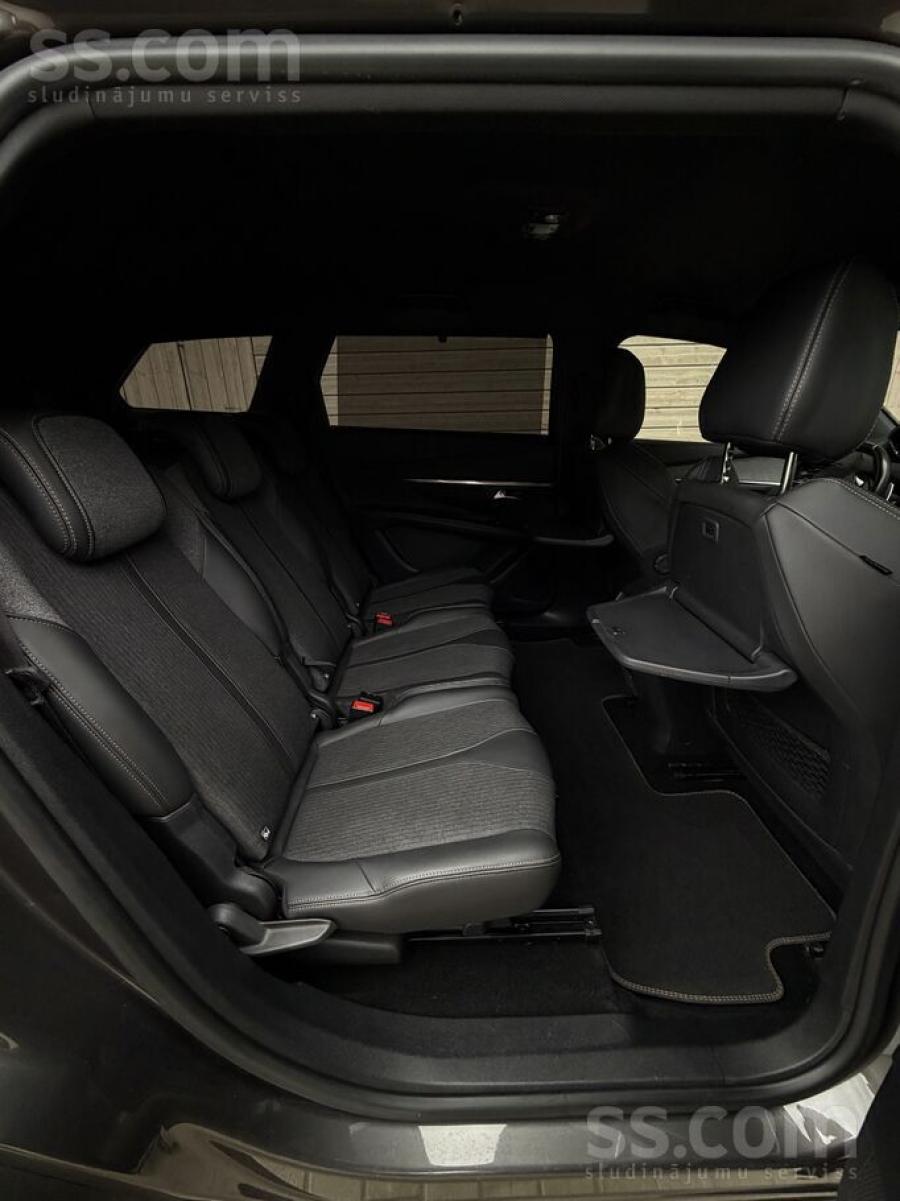 Grey Peugeot 5008 2020 in Jelgava, with an engine capacity of 1.50 L and mileage of 214 thousand km for 15990 €, photo 22 on AUTOMOTO.COM.LV