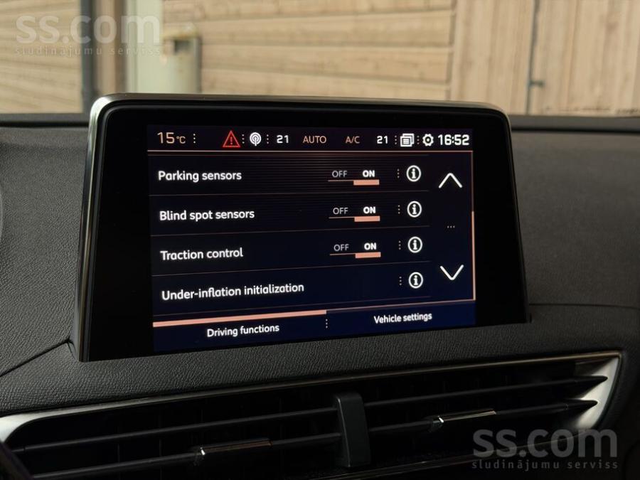 Grey Peugeot 5008 2020 in Jelgava, with an engine capacity of 1.50 L and mileage of 214 thousand km for 15990 €, photo 30 on AUTOMOTO.COM.LV