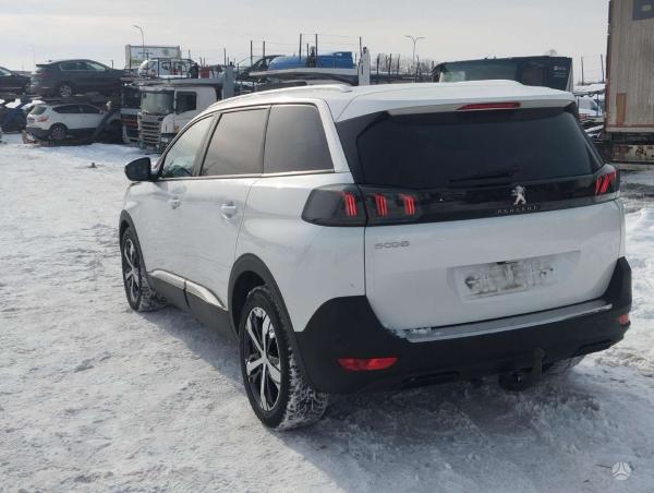Pelēks Peugeot 5008 2021 Tauragė, ar dzinēja tilpumu 1.50 L un nobraukumu 198 tūkst. km par 12300 €, foto 6 vietnē AUTOMOTO.COM.LV