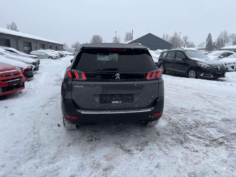 Grey Peugeot 5008 2022 in Taurage, with an engine capacity of 1.50 L and mileage of 188 thousand km for 13500 €, photo 10 on AUTOMOTO.COM.LV