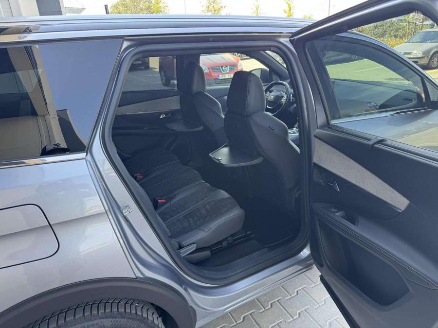 Pelēks Peugeot 5008 2022 Viļņa, ar dzinēja tilpumu 1.50 L un nobraukumu 177 tūkst. km par 19832 €, foto 20 vietnē AUTOMOTO.COM.LV