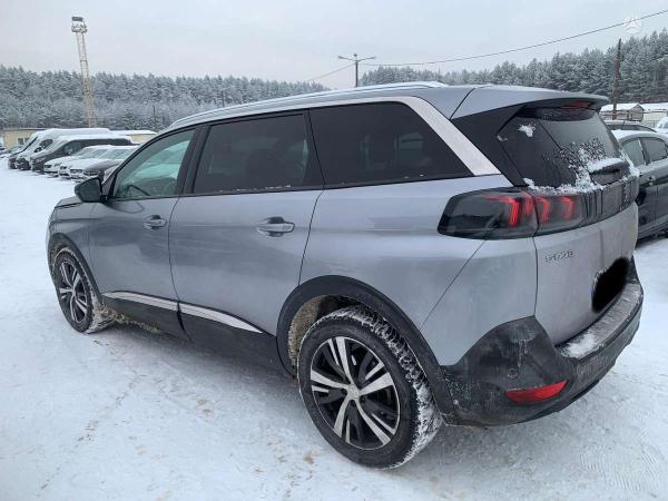 Pelēks Peugeot 5008 2023 Viļņa, ar dzinēja tilpumu 1.50 L un nobraukumu 160 tūkst. km par 18876 €, foto 6 vietnē AUTOMOTO.COM.LV