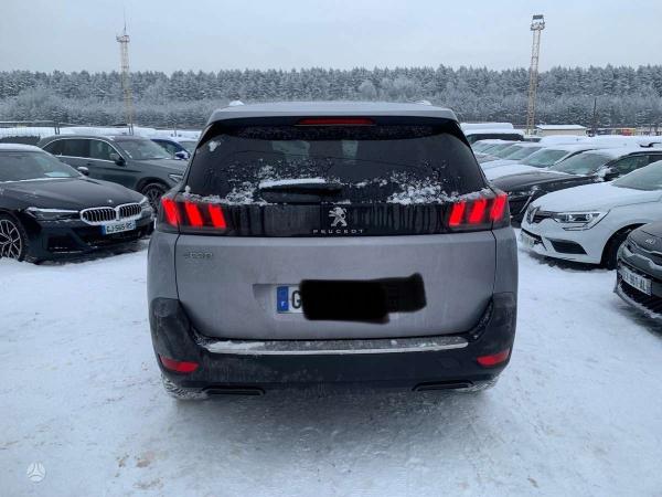 Pelēks Peugeot 5008 2023 Viļņa, ar dzinēja tilpumu 1.50 L un nobraukumu 160 tūkst. km par 18876 €, foto 7 vietnē AUTOMOTO.COM.LV