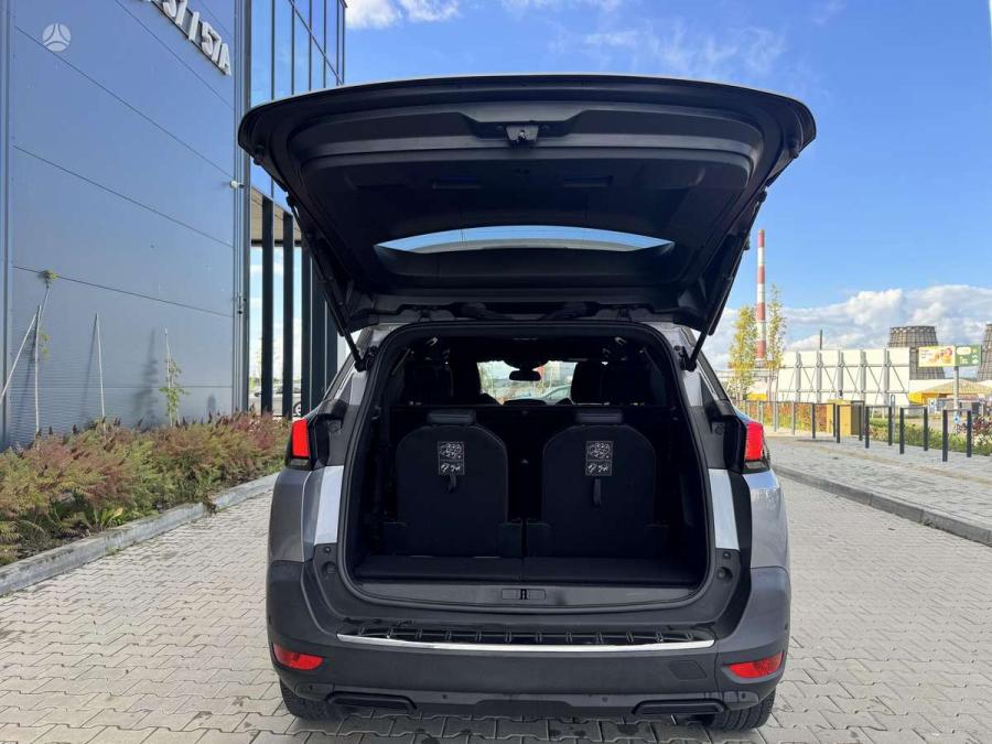 Pelēks Peugeot 5008 2023 Viļņa, ar dzinēja tilpumu 1.50 L un nobraukumu 135 tūkst. km par 17993 €, foto 8 vietnē AUTOMOTO.COM.LV