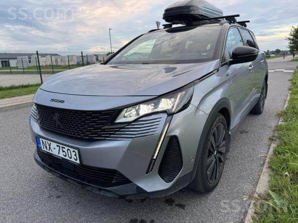 Grey Peugeot 5008 2024 in Riga, with an engine capacity of 1.20 L and mileage of 47 thousand km for 28200 €, photo 1 on AUTOMOTO.COM.LV
