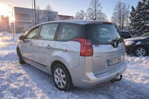 Grey Peugeot 5008 2010 in Vilnius, with an engine capacity of 1.60 L and mileage of 180 thousand km for 2950 €, photo 4 on AUTOMOTO.COM.LV