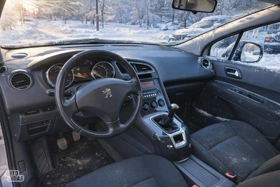 Grey Peugeot 5008 2010 in Vilnius, with an engine capacity of 1.60 L and mileage of 180 thousand km for 2950 €, photo 5 on AUTOMOTO.COM.LV