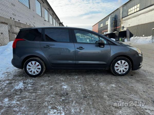 Grey Peugeot 5008 2010 in Tallinn, with an engine capacity of 1.60 L and mileage of 232 thousand km for 3999 €, photo 7 on AUTOMOTO.COM.LV