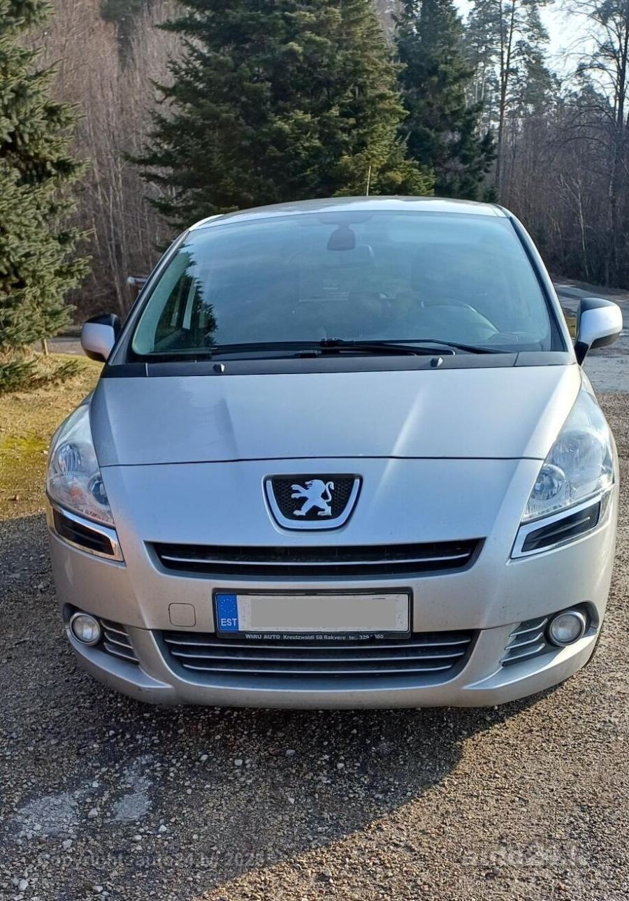 Grey Peugeot 5008 2010 in Parnu, with an engine capacity of 1.60 L and mileage of 383 thousand km for 1299 €, photo 1 on AUTOMOTO.COM.LV
