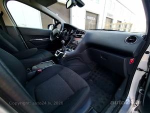 Pelēks Peugeot 5008 2010 Tartu, ar dzinēja tilpumu 1.60 L un nobraukumu 380 tūkst. km par 1490 €, foto 5 vietnē AUTOMOTO.COM.LV