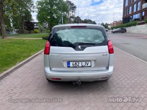 Pelēks Peugeot 5008 2010 Tallina, ar dzinēja tilpumu 1.60 L un nobraukumu 178 tūkst. km par 3800 €, foto 4 vietnē AUTOMOTO.COM.LV