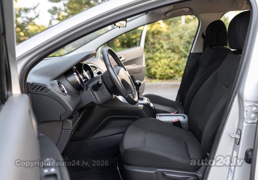 Pelēks Peugeot 5008 2010 Tallina, ar dzinēja tilpumu 1.60 L un nobraukumu 218 tūkst. km par 3599 €, foto 22 vietnē AUTOMOTO.COM.LV