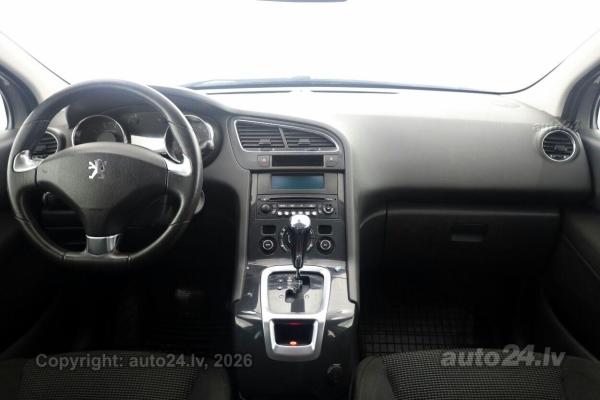 Pelēks Peugeot 5008 2011 Tallina, ar dzinēja tilpumu 1.60 L un nobraukumu 219 tūkst. km par 2199 €, foto 5 vietnē AUTOMOTO.COM.LV