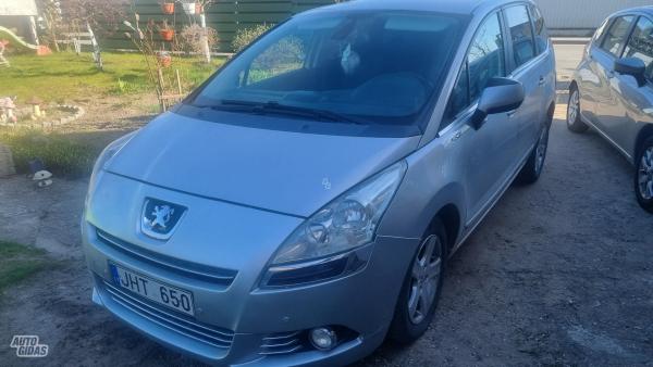 Pelēks Peugeot 5008 2011 Tauragė, ar dzinēja tilpumu 20.00 L un nobraukumu 351 tūkst. km par 2900 €, foto 2 vietnē AUTOMOTO.COM.LV
