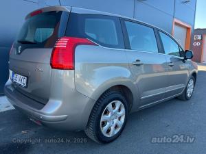 Grey Peugeot 5008 2012 in Kuressaare, with an engine capacity of 1.60 L and mileage of 219 thousand km for 3690 €, photo 6 on AUTOMOTO.COM.LV