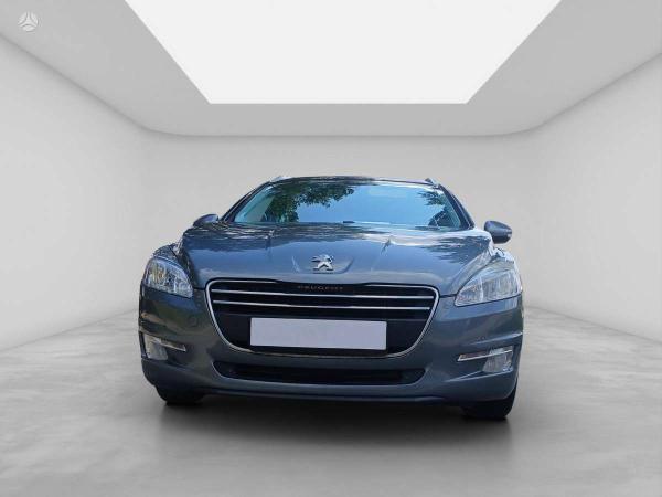 Pelēks Peugeot 5008 2012 Viļņa, ar dzinēja tilpumu 1.60 L un nobraukumu 291 tūkst. km par 3900 €, foto 4 vietnē AUTOMOTO.COM.LV