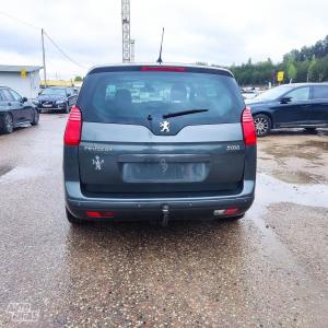 Pelēks Peugeot 5008 2013 Viļņa, ar dzinēja tilpumu 1.60 L un nobraukumu 185 tūkst. km par 3900 €, foto 8 vietnē AUTOMOTO.COM.LV