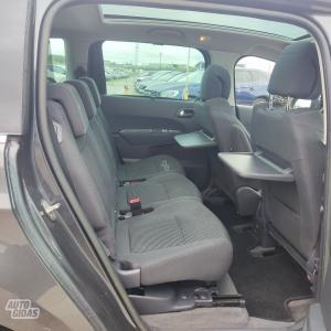 Pelēks Peugeot 5008 2013 Viļņa, ar dzinēja tilpumu 1.60 L un nobraukumu 185 tūkst. km par 3900 €, foto 12 vietnē AUTOMOTO.COM.LV
