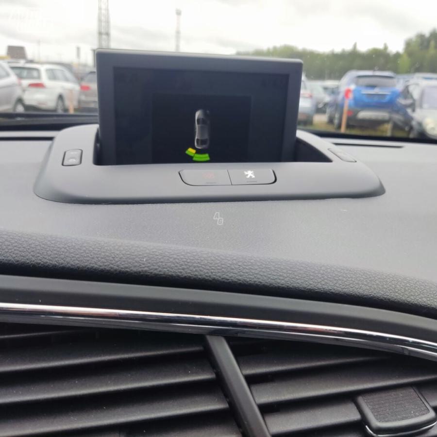 Pelēks Peugeot 5008 2013 Viļņa, ar dzinēja tilpumu 1.60 L un nobraukumu 185 tūkst. km par 3900 €, foto 16 vietnē AUTOMOTO.COM.LV