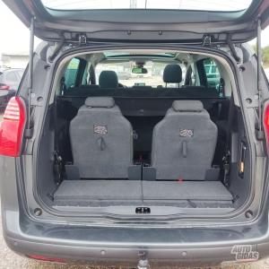 Pelēks Peugeot 5008 2013 Viļņa, ar dzinēja tilpumu 1.60 L un nobraukumu 185 tūkst. km par 3900 €, foto 24 vietnē AUTOMOTO.COM.LV