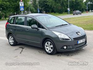 Pelēks Peugeot 5008 2013 Narva, ar dzinēja tilpumu 1.60 L un nobraukumu 230 tūkst. km par 2999 €, foto 3 vietnē AUTOMOTO.COM.LV