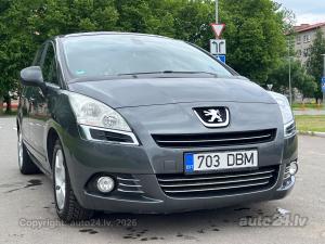 Pelēks Peugeot 5008 2013 Narva, ar dzinēja tilpumu 1.60 L un nobraukumu 230 tūkst. km par 2999 €, foto 4 vietnē AUTOMOTO.COM.LV