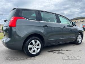 Pelēks Peugeot 5008 2013 Narva, ar dzinēja tilpumu 1.60 L un nobraukumu 230 tūkst. km par 2999 €, foto 12 vietnē AUTOMOTO.COM.LV