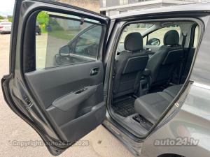 Pelēks Peugeot 5008 2013 Narva, ar dzinēja tilpumu 1.60 L un nobraukumu 230 tūkst. km par 2999 €, foto 21 vietnē AUTOMOTO.COM.LV