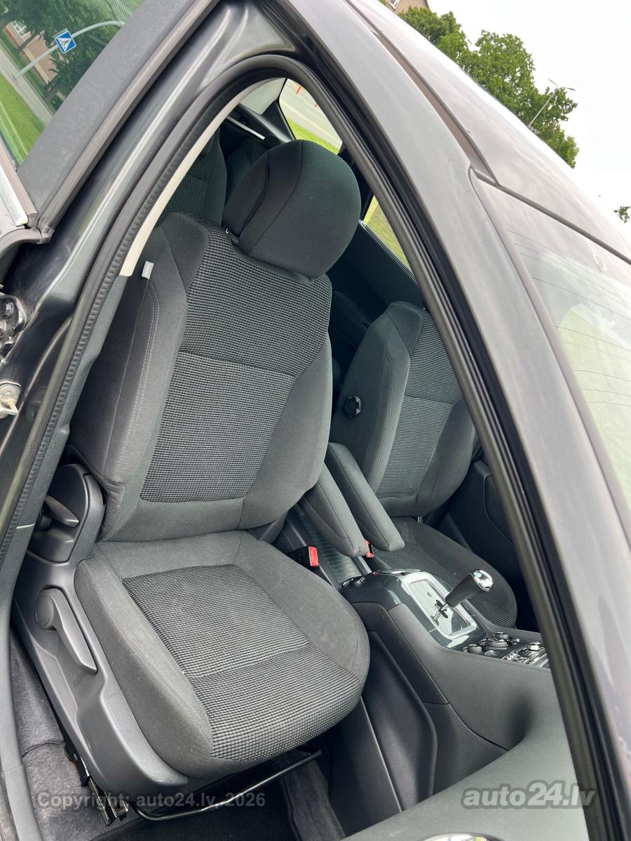 Pelēks Peugeot 5008 2013 Narva, ar dzinēja tilpumu 1.60 L un nobraukumu 230 tūkst. km par 2999 €, foto 22 vietnē AUTOMOTO.COM.LV