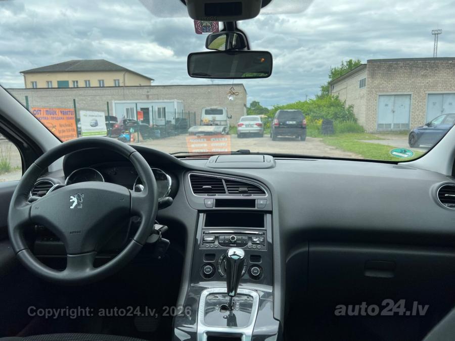 Pelēks Peugeot 5008 2013 Narva, ar dzinēja tilpumu 1.60 L un nobraukumu 230 tūkst. km par 2999 €, foto 26 vietnē AUTOMOTO.COM.LV