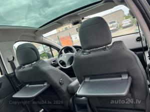Pelēks Peugeot 5008 2013 Narva, ar dzinēja tilpumu 1.60 L un nobraukumu 230 tūkst. km par 2999 €, foto 29 vietnē AUTOMOTO.COM.LV