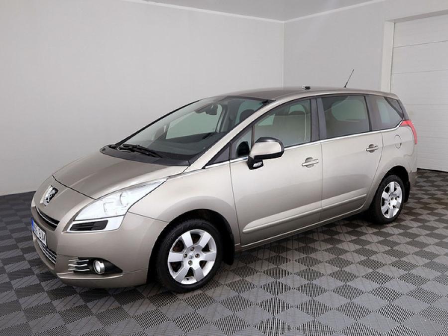 Pelēks Peugeot 5008 2013 Tallina, ar dzinēja tilpumu 1.60 L un nobraukumu 243 tūkst. km par 2499 €, foto 3 vietnē AUTOMOTO.COM.LV