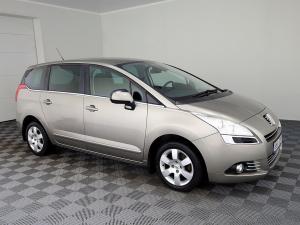 Pelēks Peugeot 5008 2013 Tallina, ar dzinēja tilpumu 1.60 L un nobraukumu 243 tūkst. km par 2499 €, foto 9 vietnē AUTOMOTO.COM.LV
