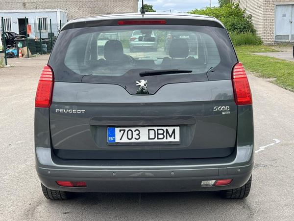 Pelēks Peugeot 5008 2013 Narva, ar dzinēja tilpumu 1.60 L un nobraukumu 230 tūkst. km par 2999 €, foto 8 vietnē AUTOMOTO.COM.LV