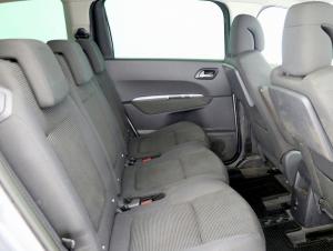 Grey Peugeot 5008 2014 in Tallinn, with an engine capacity of 1.60 L and mileage of 379 thousand km for 2399 €, photo 8 on AUTOMOTO.COM.LV