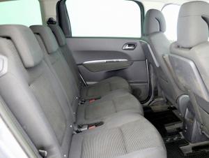 Grey Peugeot 5008 2014 in Tallinn, with an engine capacity of 1.60 L and mileage of 379 thousand km for 2399 €, photo 8 on AUTOMOTO.COM.LV