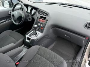 Grey Peugeot 5008 2015 in Tallinn, with an engine capacity of 2.00 L and mileage of 189 thousand km for 6000 €, photo 10 on AUTOMOTO.COM.LV